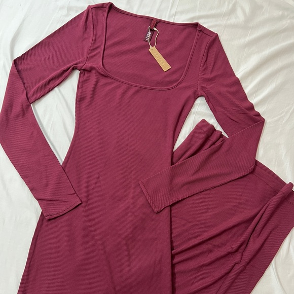 SKIMS | Dresses | Skims Soft Lounge Long Sleeve Ribbed Scoop Neck Slip ...